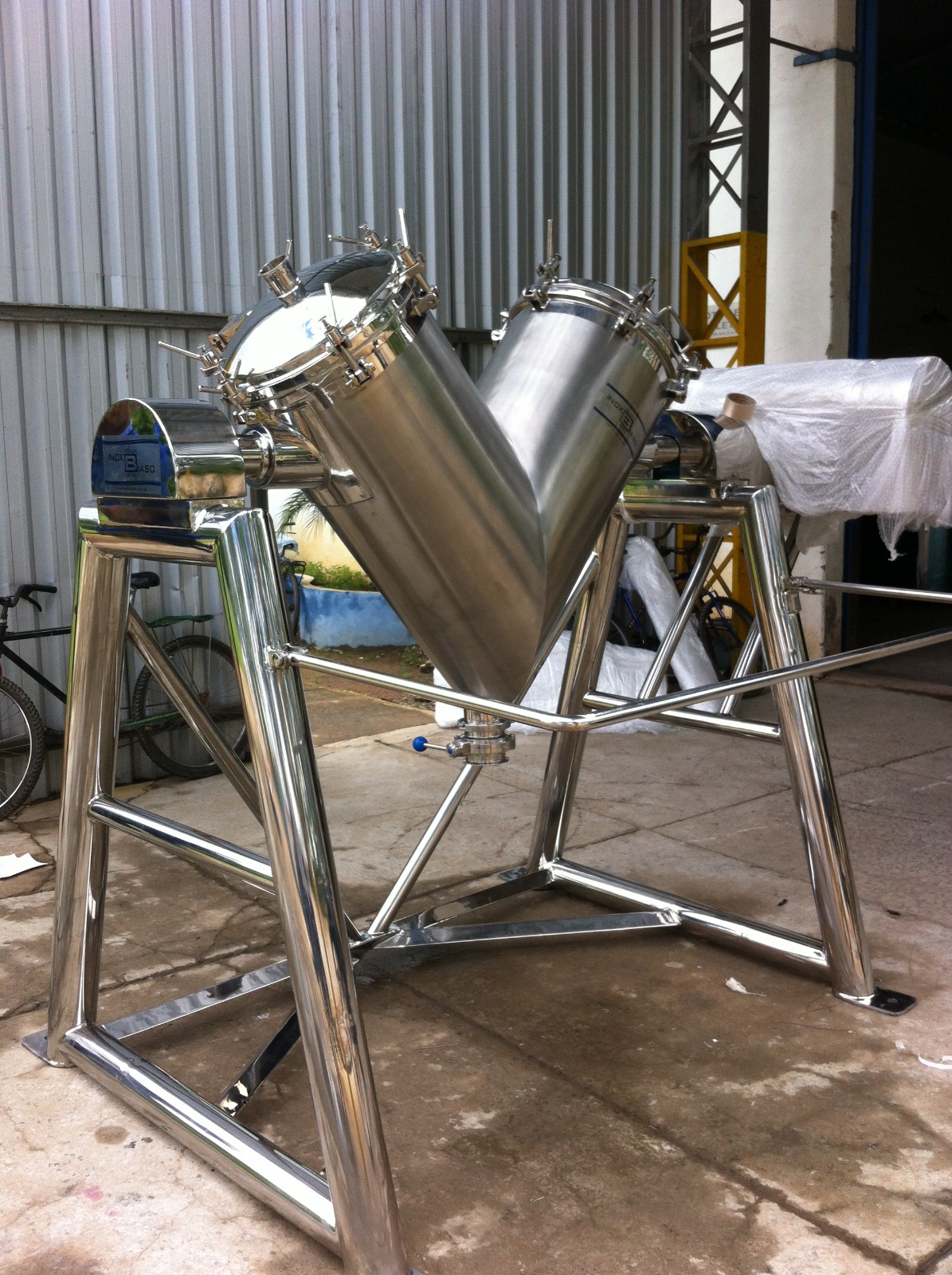 Misturador em V Industrial em Aço Inox - Inox Biaso